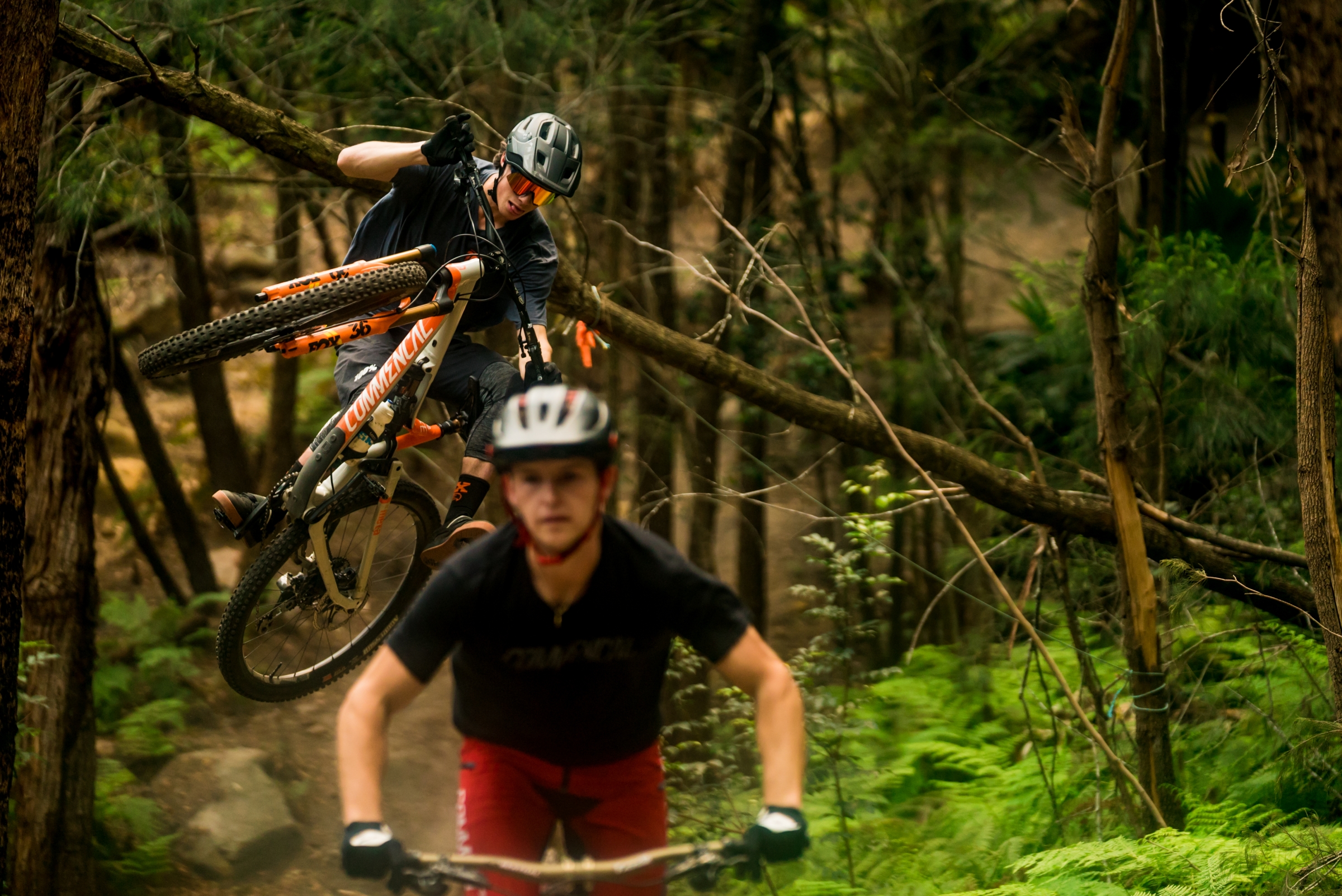 COMMENCAL NEWS Men-at-Work-Frix-Vidal-close-to-COMMENCAL-Aus-HQ