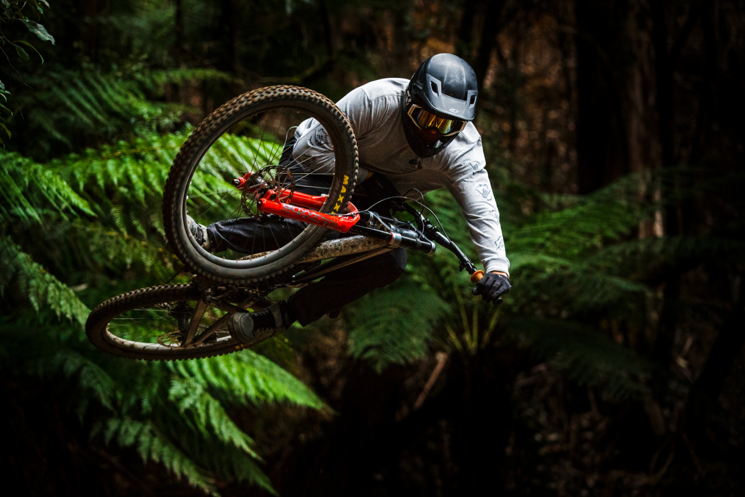COMMENCAL NEWS Brendan-Howey-A-Canadian-Down-Under